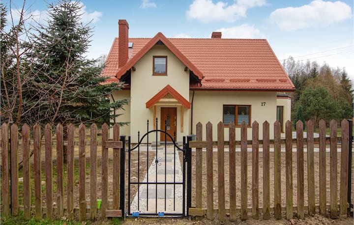 4 Bedroom Amazing Home In Ilawa - Mazury