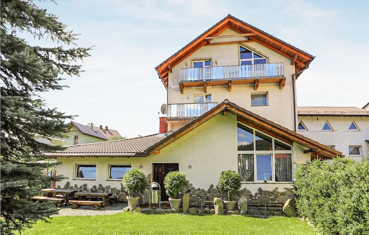 Cozy Apartment In Jelesnia - Korbielów