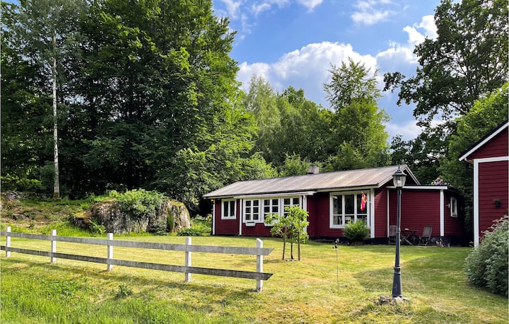 2 Bedroom Awesome Home In Tyringe - Hässleholm