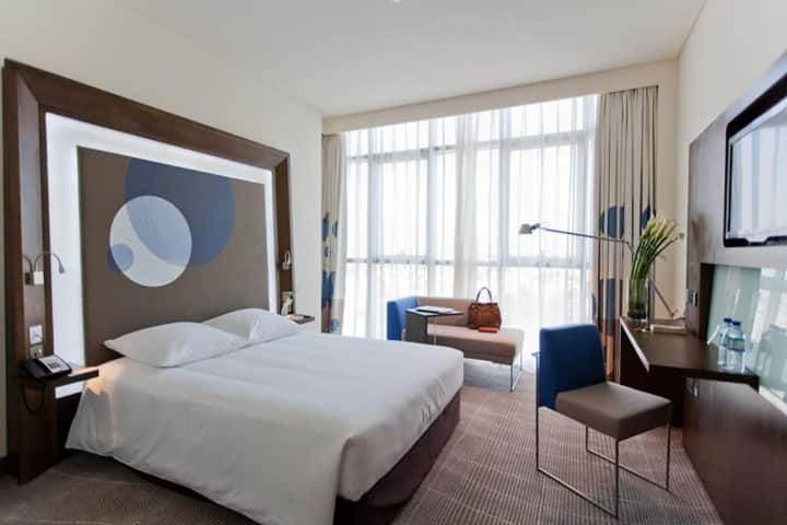 Superior Room Near Rabdan Bawabat Park - Abu Dzabi