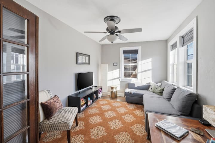 The Chocolate Suite - Walkable And Peaceful - Clayton, MO