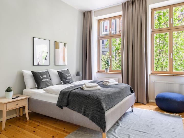 Schoenhouse City Street | Suite - Berlin