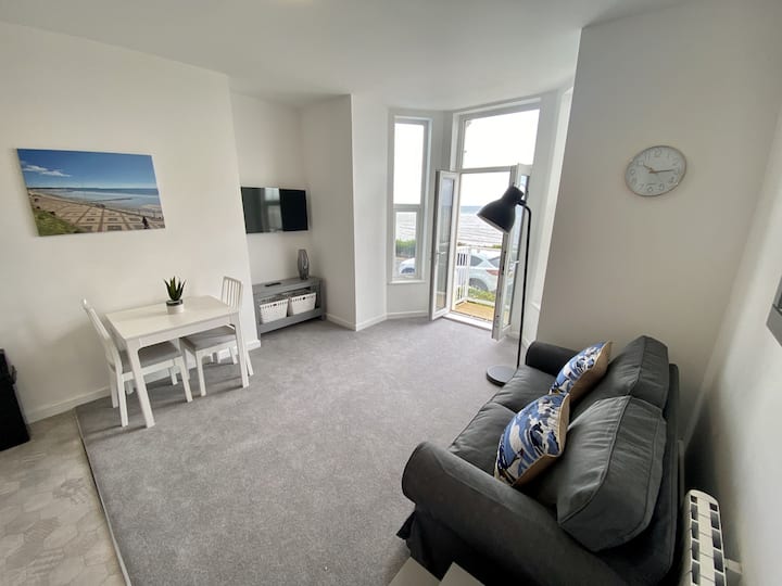 Balcony Sea View Apt For Couples - Bridlington