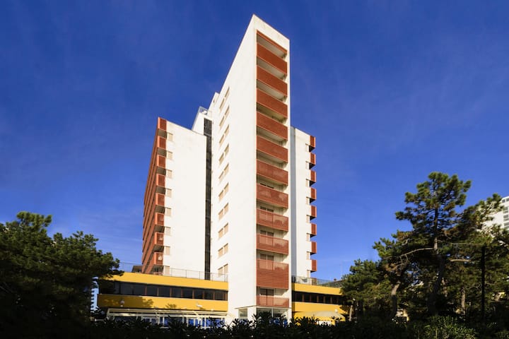 American Type C - On The Beach Promenade - - Lignano Sabbiadoro