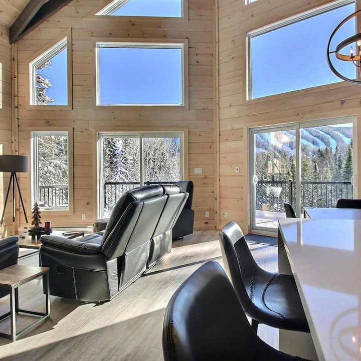 Nouveau Chalet, De Haut Standard - La Malbaie