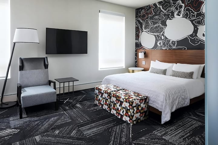 Get Ready For Blissful Getaway! 4 Relaxing Units - Minneapolis, MN