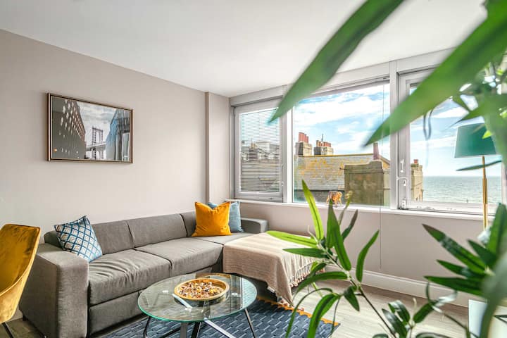 Seaview 2br Escape | Walk To Lanes, Beach & Pier - Brighton