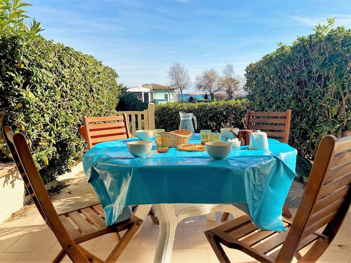 Rez-de-jardin Pieds Dans L'eau, Terrasse, Parking - Le Lavandou