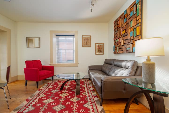 Contemporary Style With Old World Charm - Santa Fe, NM