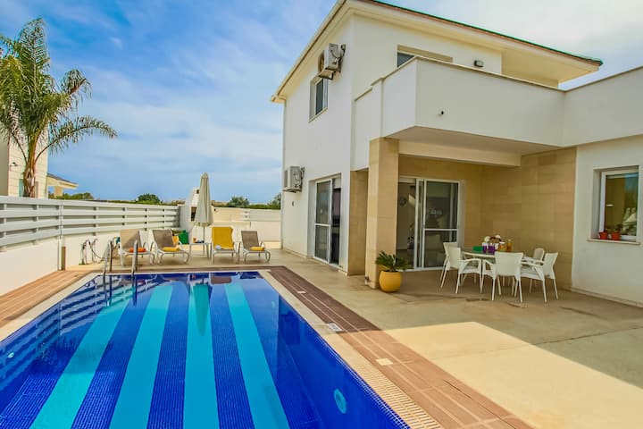 Villa Begonia - Flouressia Gardens Villas - Ayia Napa