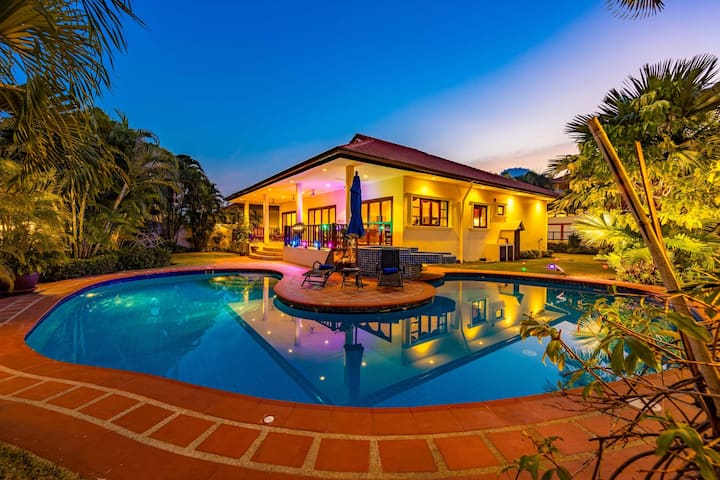 Cozy 3 Bedroom Pool Villa Close To Town (Cv3l) - Thaïlande