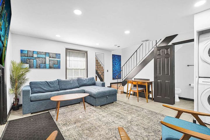 Relax & Stay Longer: Private Villa Oasis & Office - Margate, FL