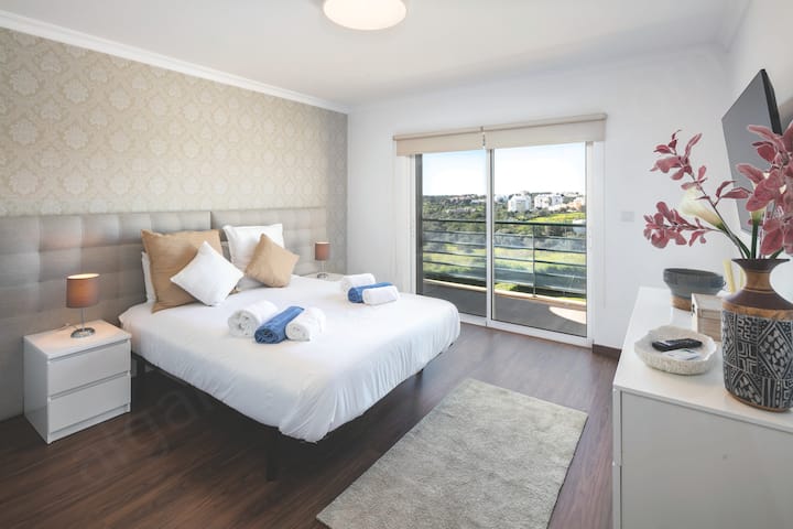 Ocean View Duplex With Pool - Portimão