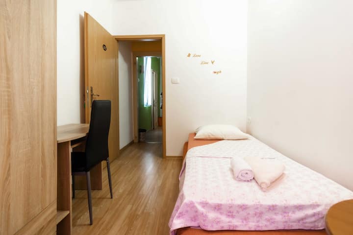 Cosy Single Room Near City Beach Koper - Capodistria