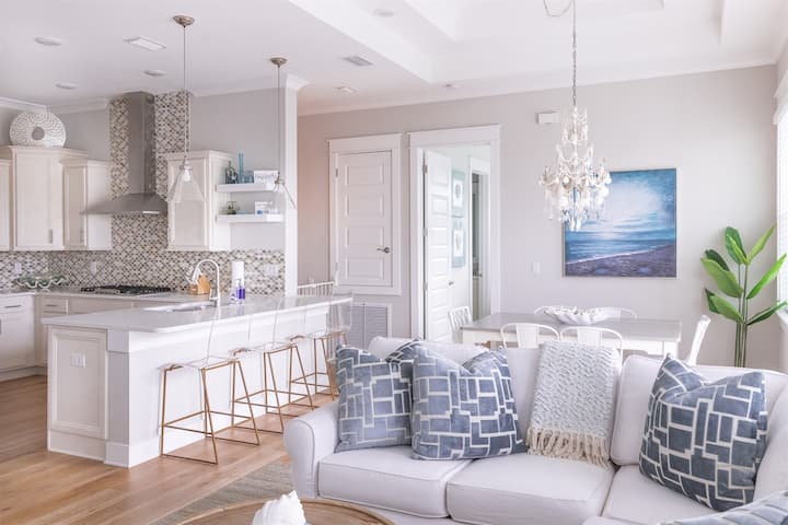 Lux Townhome! Pet Friendly, Heated Pool/golf Cart - Watersound, FL