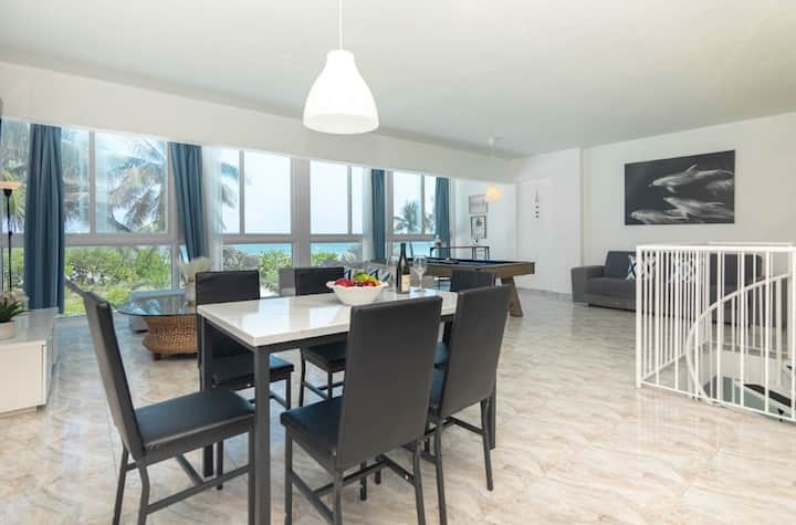 Exclusive Oceanfront Loft With Direct Beach Access - Miami Beach, FL