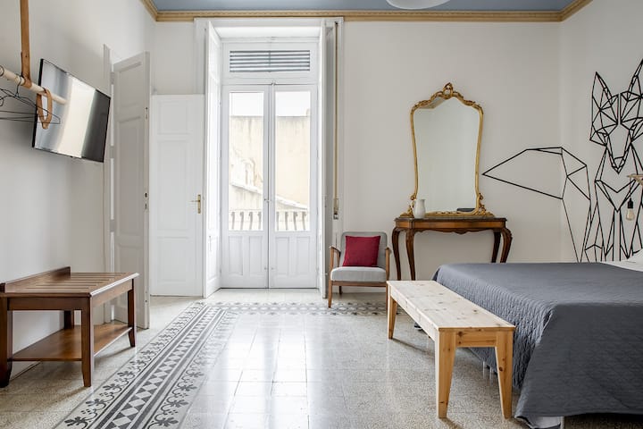 Wonderful Italy | Cavour Apartment With Balcony - 諾托