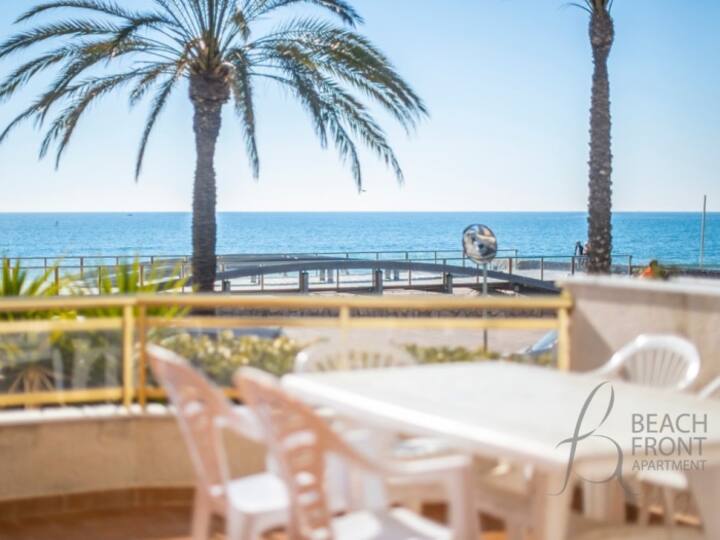 R139 Apartament Beachfront Guillem - Calafell