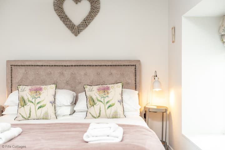 Hazel Cottage, 4 Lady Wynd, Kingsbarns, Ky16 8su - East Neuk