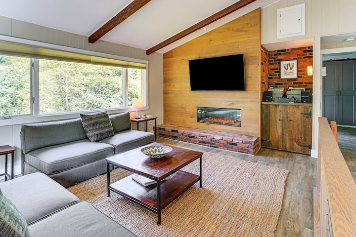 Inviting Vermont Home On Mount Ascutney! - Claremont, NH