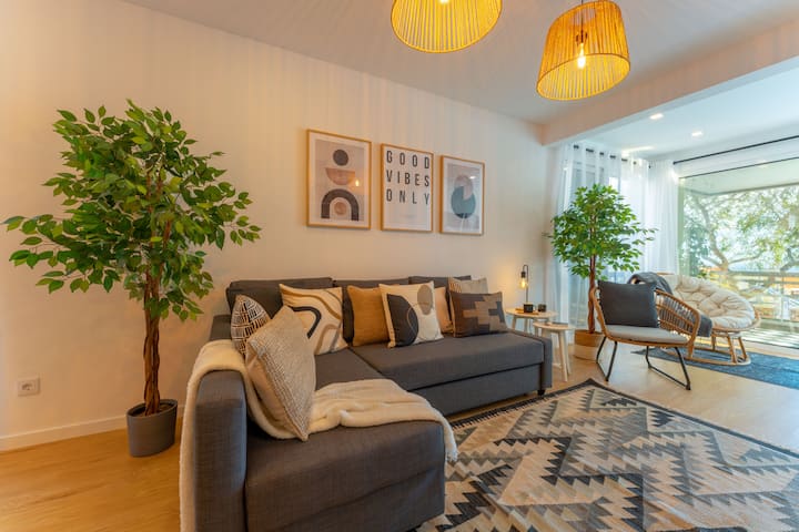 Flh Funchal Spacious Apartment With Balcony - Madeira