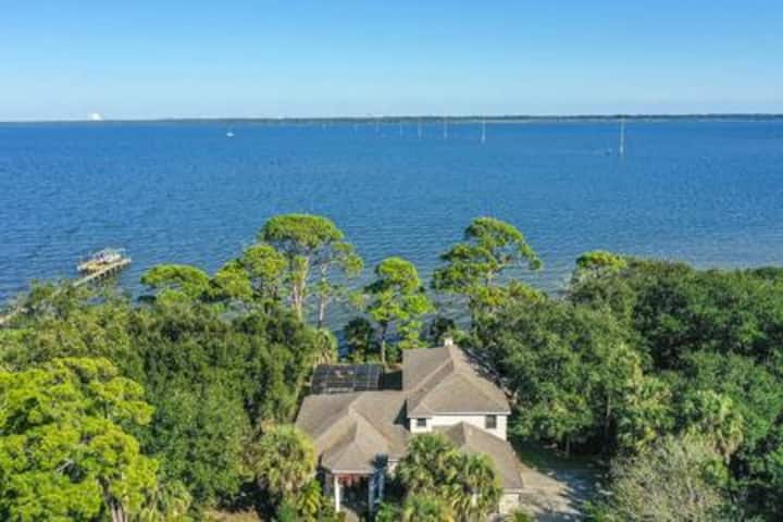 Florida Space Coast Waterfront Retreat - Titusville, FL
