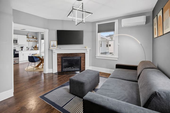 2 Br Haven In The Pulse Of The Dc’s Vibrant Buzz! - Arboretum, DC