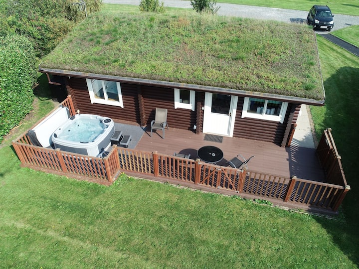 Countryside Lodge With Hot Tub, Quiet Location - Selby
