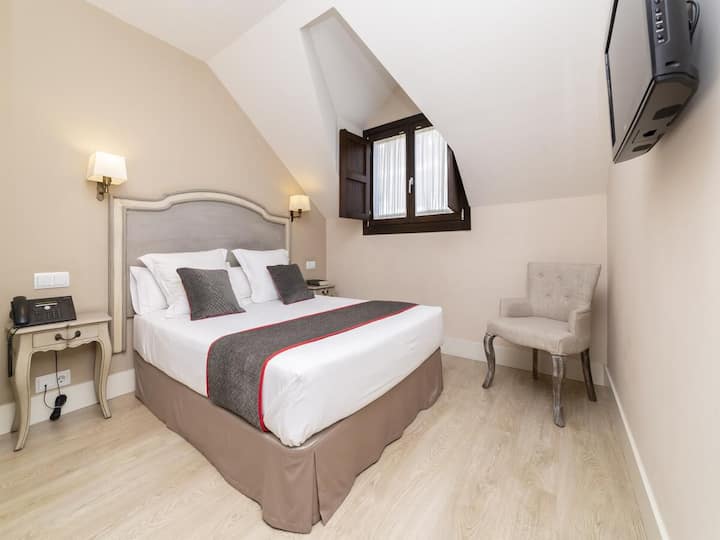 Cozy Double Room - Tomelloso