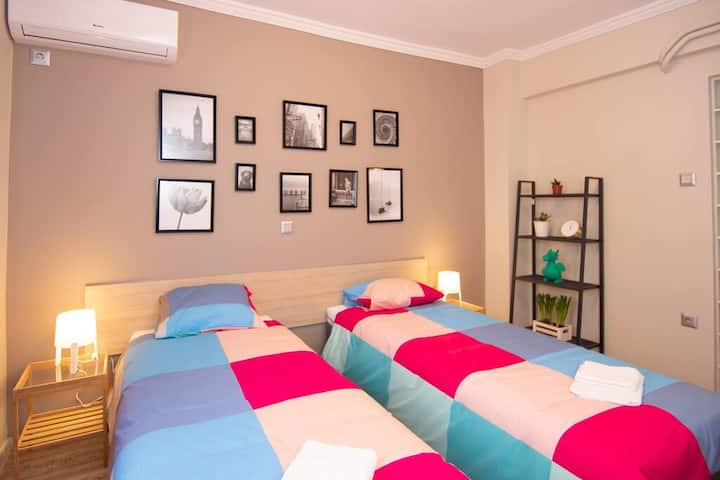 2 Bedroom Apartment Few Steps From Plaka - Atenas