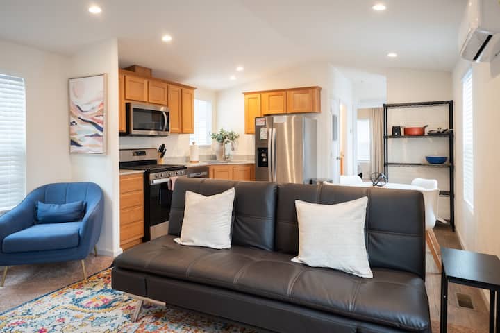 2- Bedroom Eucalyptus House Close To Slo Downtown! - San Luis Obispo