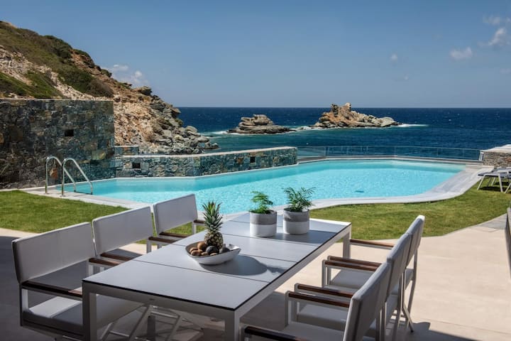 Made By The Sea Villas 12 Bdrm - Crete