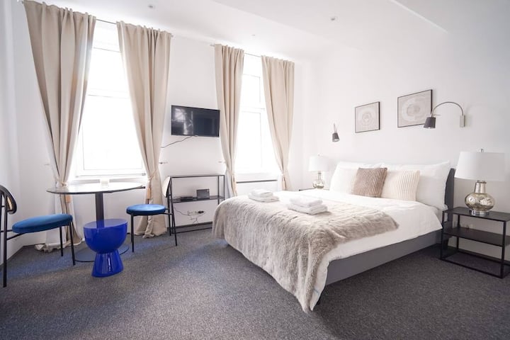 10 Minutes To Metro I High Speed Wifi I - Vienne