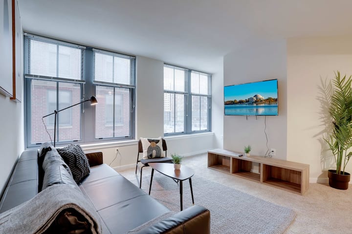 City Style By Metro & Shops - Arlington, VA