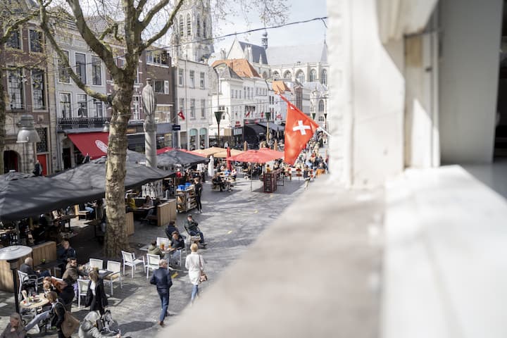 Gloria's Loft Op De Grote Markt - Breda