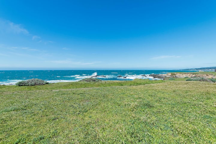 Haltwhistle West W/ Ocean Views! - Sea Ranch, CA