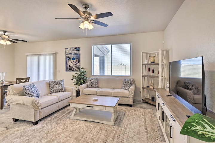 Modern Kingman Vacation Rental, 5 Mi To Dtwn! - Kingman, AZ