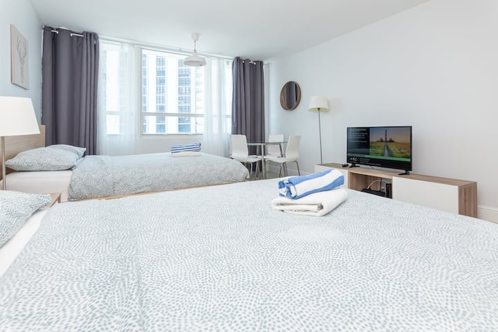 Oceanfront Resort City Bay View Apt Free Parking - Miami Beach, FL