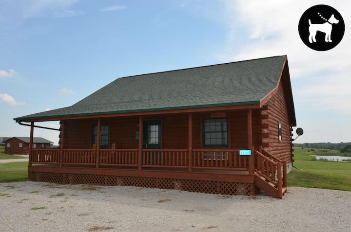 Bobcat's Den - Dog Friendly - Sleeps Up To 8 - Honey Creek State Park, Moravia