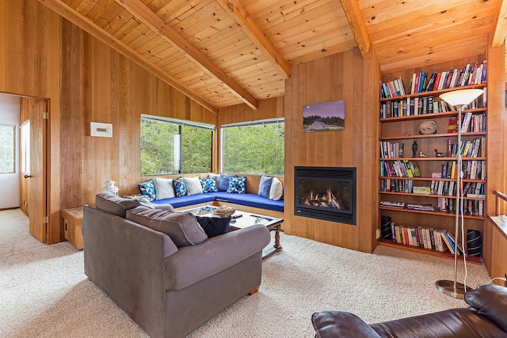 Seaclusion - Close To Trails - Hot Tub - Sea Ranch