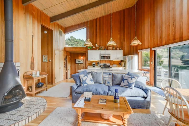 Sibley | Beautiful Ocean Views & Hot Tub! - Sea Ranch, CA