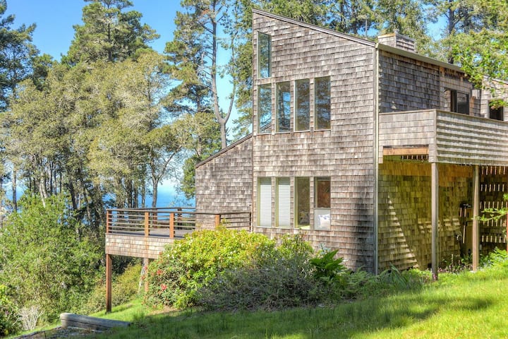 Sweet Sea Ranch | Nestled In Redwood Forest - Sea Ranch, CA