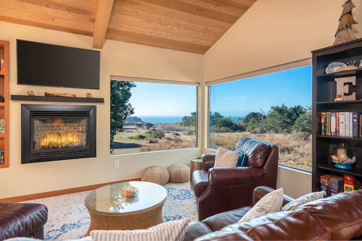 The Sixpence | Beach Access | Hot Tub - Sea Ranch, CA