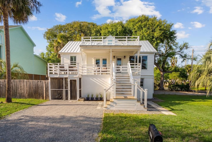 Sunset Sands - Charleston, SC