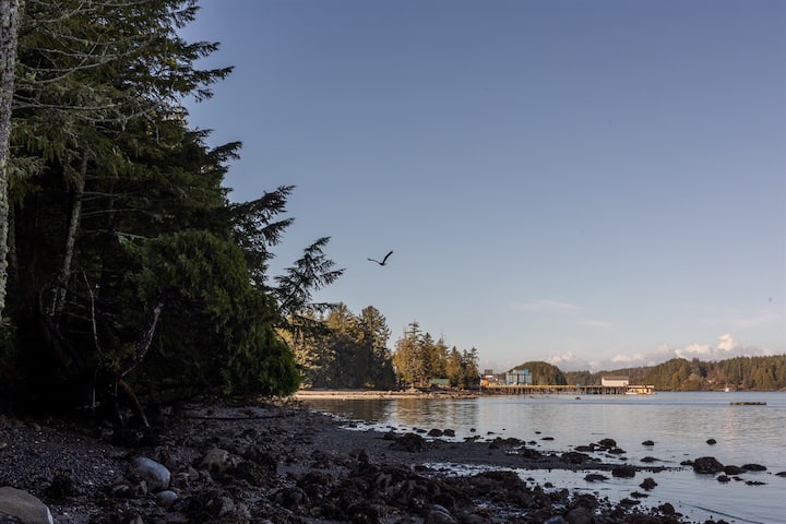 Orca Cabin I West Coast Trail I Pets I Big Beach - Ucluelet