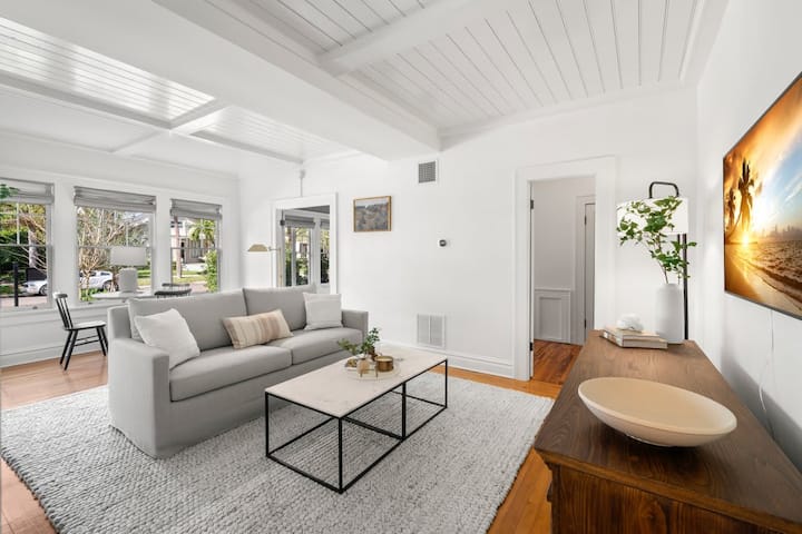 The Adaline #1 -  Luxury Hyde Park Apt Near Baysho - Tampa, FL