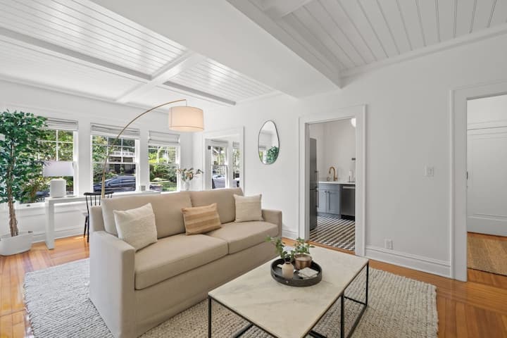 The Adaline #6 - Luxury Second Floor Bayshore Apt! - Tampa, FL