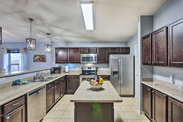 Spacious Navarre Retreat W/ Fenced-in Yard! - ナバー, FL