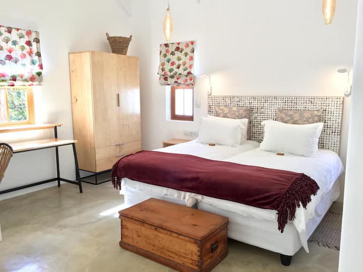 Pool Suite With Shower - Darling