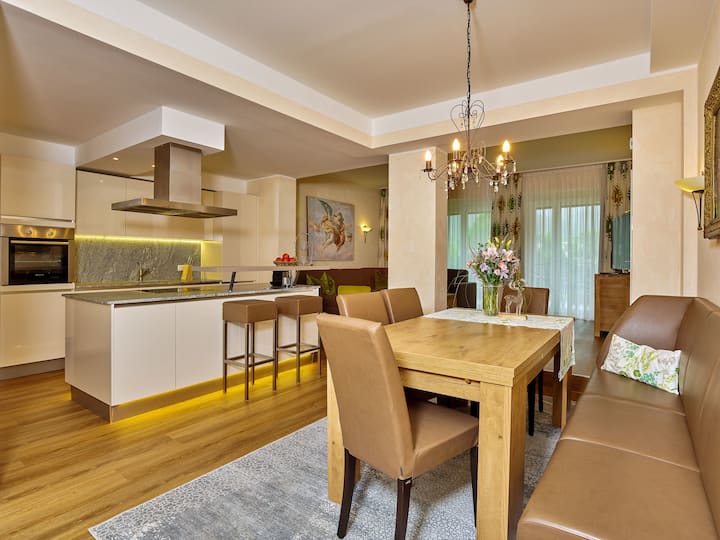 A-vita Viktoria Residenzen Top 1 - Kat. V (58818) - Seefeld